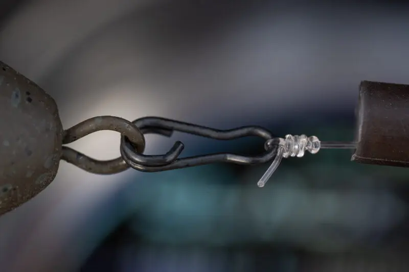 KEY HOLE FAST LINK